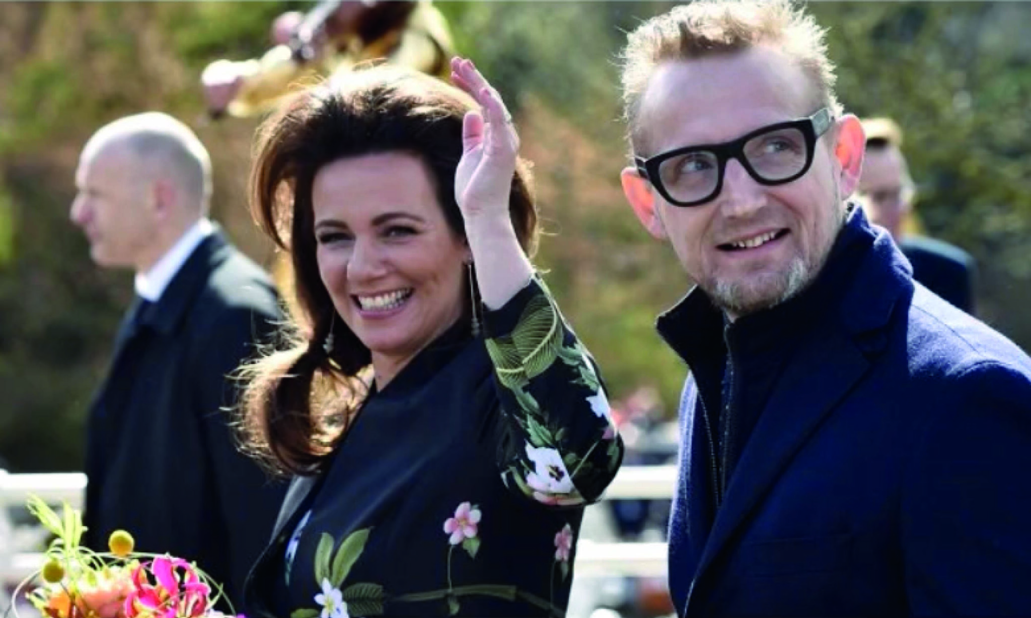 Na 25 jaar huwelijk kiezen prins Bernhard en prinses Annette ieder hun ...